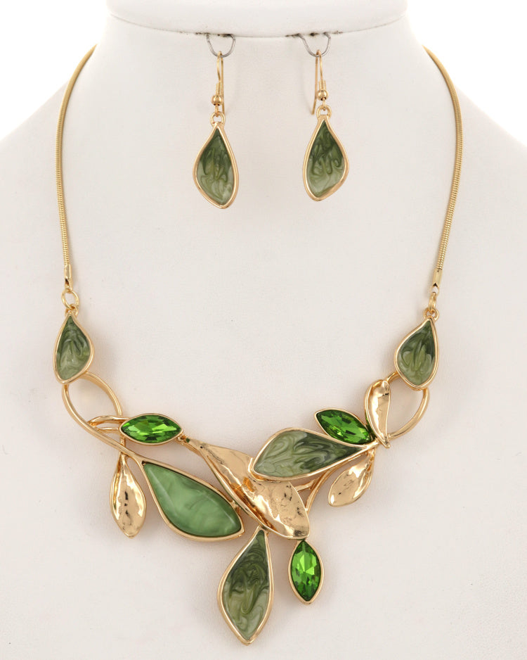 Leaf Enamel Statement Necklace & Earring Set – Crazy Ladies & More Inc.